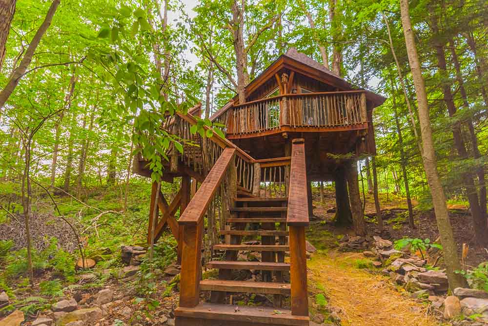 Treehouse at Fernstone Retreat | Farmington Vacation Rentals